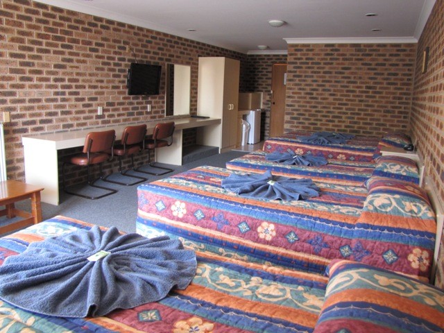 Big Trout Motor Inn - Bathurst Region Tourism