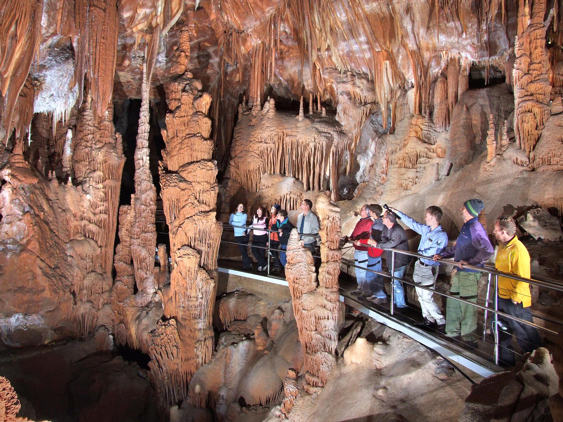 Jenolan Caves - Bathurst Region Tourism